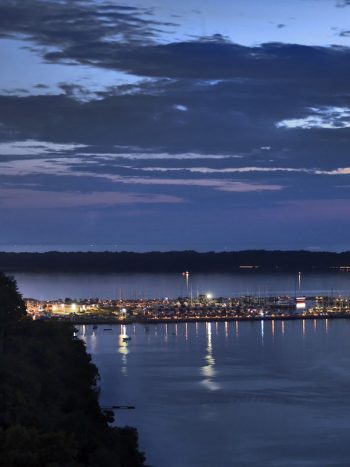 Home - South Shore Place – Luxury Waterfront Apartments in Erie, PA